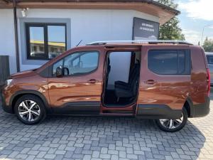 Grey Peugeot Rifter 2020 in Talsi, with an engine capacity of 1.20 L and mileage of 227 thousand km for 9800 €, photo 28 on AUTOMOTO.COM.LV