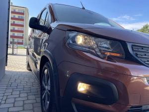Grey Peugeot Rifter 2020 in Talsi, with an engine capacity of 1.20 L and mileage of 227 thousand km for 9800 €, photo 30 on AUTOMOTO.COM.LV