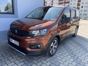 Grey Peugeot Rifter 2020 in Talsi, with an engine capacity of 1.20 L and mileage of 227 thousand km for 9800 €, photo 34 on AUTOMOTO.COM.LV