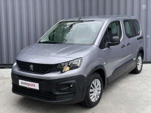 Grey Peugeot Rifter 2020 in Vilnius, with an engine capacity of 1.50 L and mileage of 114 thousand km for 9900 €, photo  on AUTOMOTO.COM.LV