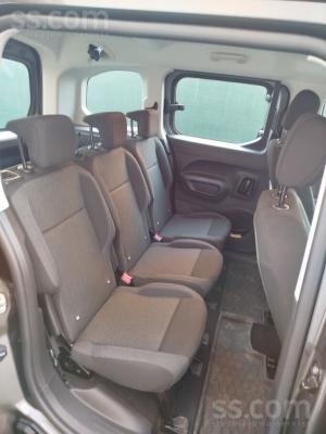 Pelēks Peugeot Rifter 2022 Liepāja, ar dzinēja tilpumu 1.20 L un nobraukumu 40 tūkst. km par 18000 €, foto 5 vietnē AUTOMOTO.COM.LV