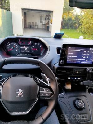 Pelēks Peugeot Rifter 2022 Liepāja, ar dzinēja tilpumu 1.20 L un nobraukumu 40 tūkst. km par 18000 €, foto 8 vietnē AUTOMOTO.COM.LV