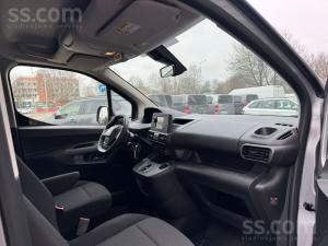 Pelēks Peugeot Rifter 2023 Rīga, ar dzinēja tilpumu 1.50 L un nobraukumu 21 tūkst. km par 26450 €, foto 9 vietnē AUTOMOTO.COM.LV