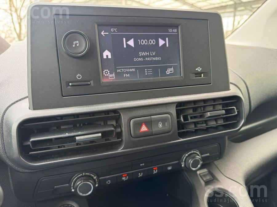 Pelēks Peugeot Rifter 2023 Rīga, ar dzinēja tilpumu 1.50 L un nobraukumu 21 tūkst. km par 26450 €, foto 12 vietnē AUTOMOTO.COM.LV