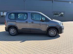Grey Peugeot Rifter 2023 in Kaunas, with an engine capacity of 0.00 L and mileage of 29 thousand km for 25000 €, photo 5 on AUTOMOTO.COM.LV