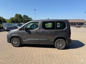 Grey Peugeot Rifter 2023 in Kaunas, with an engine capacity of 0.00 L and mileage of 29 thousand km for 25000 €, photo 9 on AUTOMOTO.COM.LV