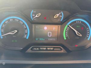Grey Peugeot Rifter 2023 in Kaunas, with an engine capacity of 0.00 L and mileage of 29 thousand km for 25000 €, photo 10 on AUTOMOTO.COM.LV