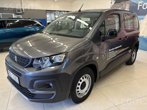 Pelēks Peugeot Rifter 2024 Rīga, ar dzinēja tilpumu 1.50 L un nobraukumu 18 tūkst. km par 19900 €, foto 2 vietnē AUTOMOTO.COM.LV