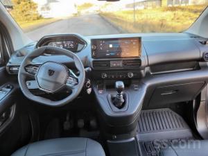 Pelēks Peugeot Rifter 2024 Rīga, ar dzinēja tilpumu 1.50 L un nobraukumu 32 tūkst. km par 20000 €, foto 25 vietnē AUTOMOTO.COM.LV