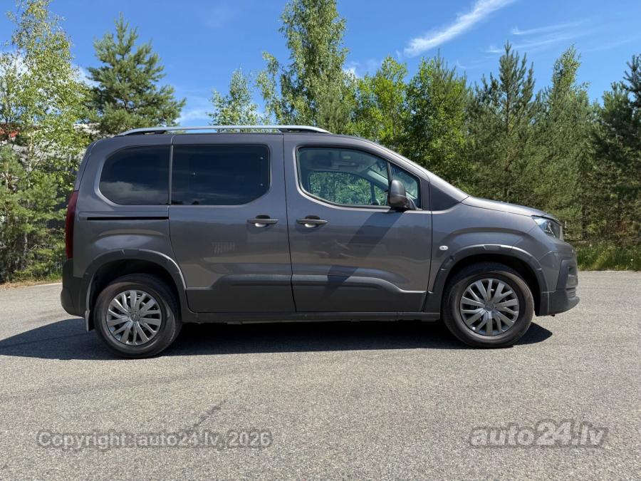 Серый Пежо Rifter 2022 в Таллин, объемом двигателя 1.50 л и пробегом 123 тыс. км за 16000 €, фото 5 на AUTOMOTO.COM.LV