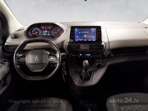 Grey Peugeot Rifter 2019 in Tallinn, with an engine capacity of 1.50 L and mileage of 126 thousand km for 10990 €, photo 6 on AUTOMOTO.COM.LV