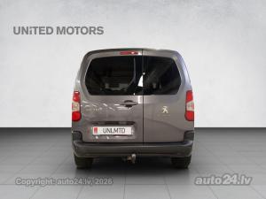 Grey Peugeot Rifter 2019 in Tallinn, with an engine capacity of 1.50 L and mileage of 126 thousand km for 10990 €, photo 10 on AUTOMOTO.COM.LV