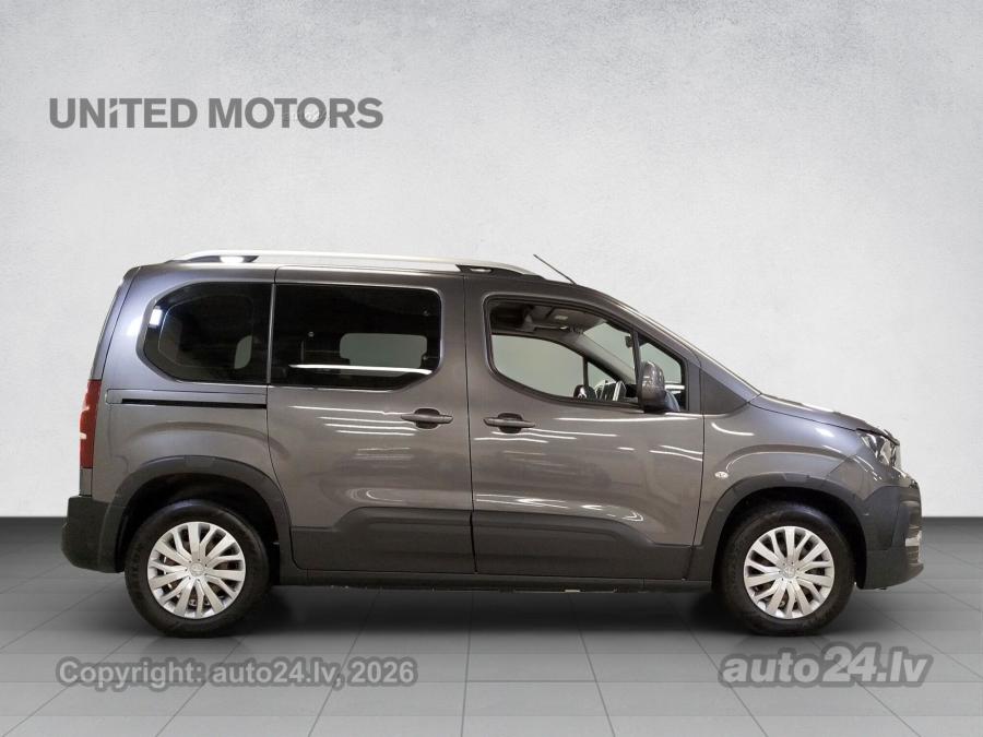 Grey Peugeot Rifter 2019 in Tallinn, with an engine capacity of 1.50 L and mileage of 126 thousand km for 10990 €, photo 11 on AUTOMOTO.COM.LV