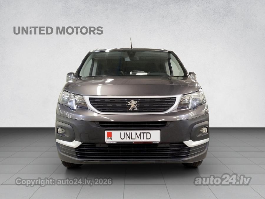 Grey Peugeot Rifter 2019 in Tallinn, with an engine capacity of 1.50 L and mileage of 126 thousand km for 10990 €, photo 12 on AUTOMOTO.COM.LV
