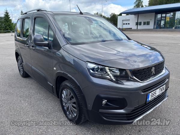 Pelēks Peugeot Rifter 2019 Paide, ar dzinēja tilpumu 1.50 L un nobraukumu 245 tūkst. km par 9990 €, foto 6 vietnē AUTOMOTO.COM.LV