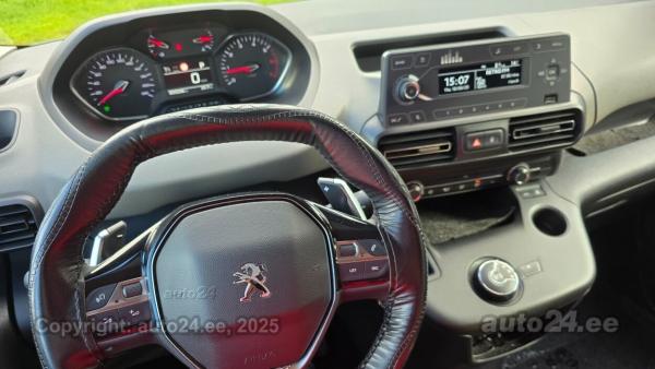 Pelēks Peugeot Rifter 2021 Tallina, ar dzinēja tilpumu 1.50 L un nobraukumu 54 tūkst. km par 14900 €, foto 11 vietnē AUTOMOTO.COM.LV