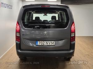 Pelēks Peugeot Rifter 2021 Tallina, ar dzinēja tilpumu 1.50 L un nobraukumu 100 tūkst. km par 13900 €, foto 6 vietnē AUTOMOTO.COM.LV
