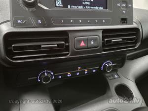 Pelēks Peugeot Rifter 2021 Tallina, ar dzinēja tilpumu 1.50 L un nobraukumu 100 tūkst. km par 13900 €, foto 11 vietnē AUTOMOTO.COM.LV
