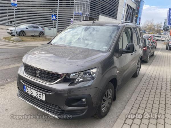 Pelēks Peugeot Rifter 2023 Tallina, ar dzinēja tilpumu 1.50 L un nobraukumu 35 tūkst. km par 21900 €, foto 1 vietnē AUTOMOTO.COM.LV