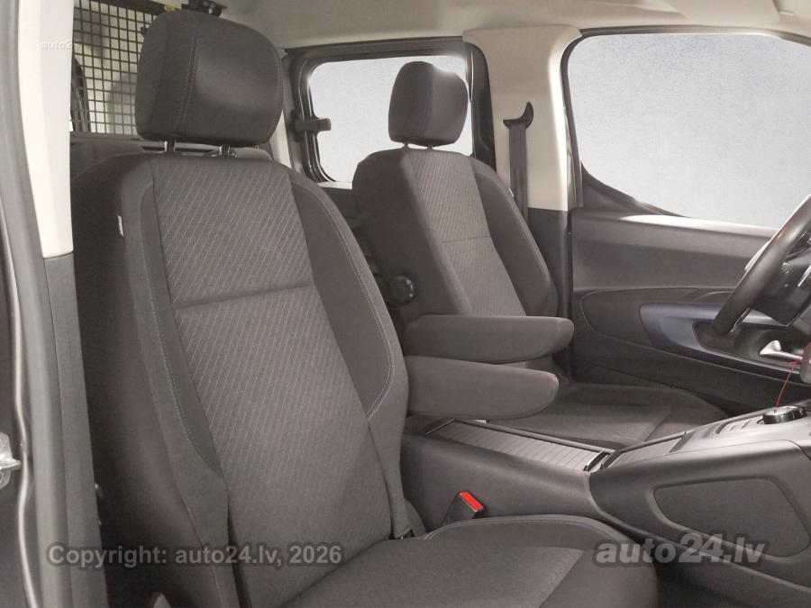 Серый Пежо Rifter 2023 в Таллин, объемом двигателя 1.50 л и пробегом 61 тыс. км за 19990 €, фото 7 на AUTOMOTO.COM.LV