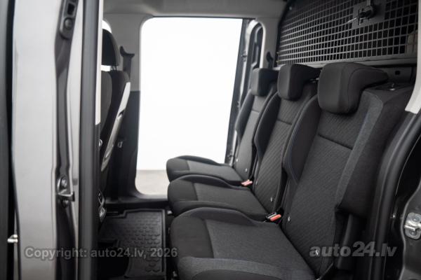 Серый Пежо Rifter 2023 в Таллин, объемом двигателя 1.50 л и пробегом 30 тыс. км за 23899 €, фото 8 на AUTOMOTO.COM.LV