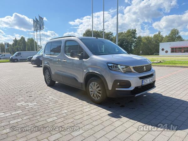 Серый Пежо Rifter 2023 в Йыхви, объемом двигателя 1.50 л и пробегом 37 тыс. км за 19290 €, фото 3 на AUTOMOTO.COM.LV