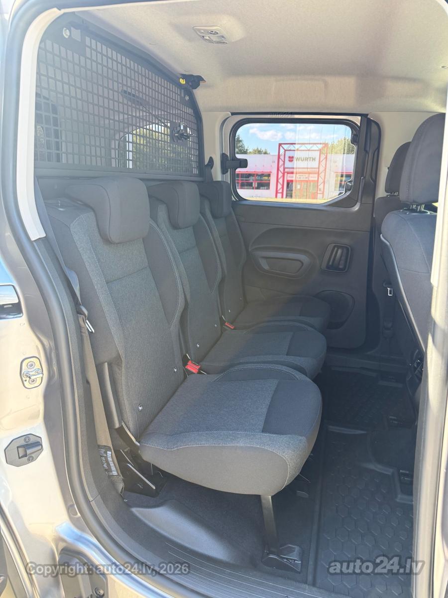 Pelēks Peugeot Rifter 2023 Jehvi, ar dzinēja tilpumu 1.50 L un nobraukumu 37 tūkst. km par 19290 €, foto 13 vietnē AUTOMOTO.COM.LV