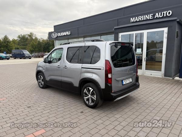 Pelēks Peugeot Rifter 2023 Jehvi, ar dzinēja tilpumu 0.00 L un nobraukumu 98 tūkst. km par 21900 €, foto 6 vietnē AUTOMOTO.COM.LV