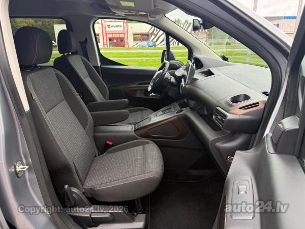 Pelēks Peugeot Rifter 2023 Jehvi, ar dzinēja tilpumu 0.00 L un nobraukumu 98 tūkst. km par 21900 €, foto 10 vietnē AUTOMOTO.COM.LV