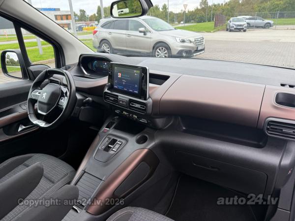 Pelēks Peugeot Rifter 2023 Jehvi, ar dzinēja tilpumu 0.00 L un nobraukumu 98 tūkst. km par 21900 €, foto 11 vietnē AUTOMOTO.COM.LV