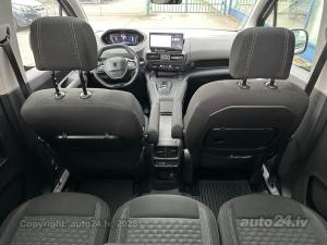Pelēks Peugeot Rifter 2024 Tallina, ar dzinēja tilpumu 1.50 L un nobraukumu 72 tūkst. km par 23990 €, foto 14 vietnē AUTOMOTO.COM.LV