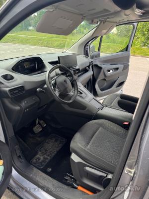 Pelēks Peugeot Rifter 2025 Tallina, ar dzinēja tilpumu 1.50 L un nobraukumu 35 tūkst. km par 32000 €, foto 6 vietnē AUTOMOTO.COM.LV