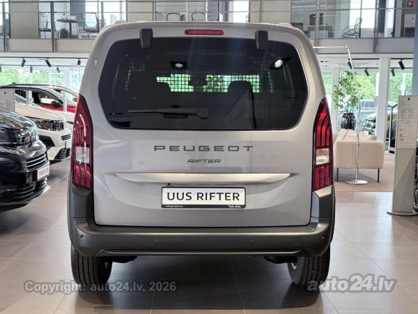 Pelēks Peugeot Rifter 2026 Tallina, ar dzinēja tilpumu 1.50 L un nobraukumu 0 tūkst. km par 30990 €, foto 5 vietnē AUTOMOTO.COM.LV