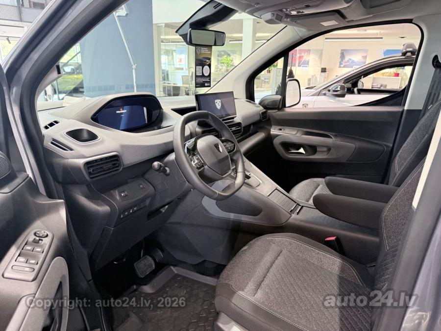 Grey Peugeot Rifter 2026 in Tallinn, with an engine capacity of 1.50 L and mileage of 0 thousand km for 30990 €, photo 7 on AUTOMOTO.COM.LV