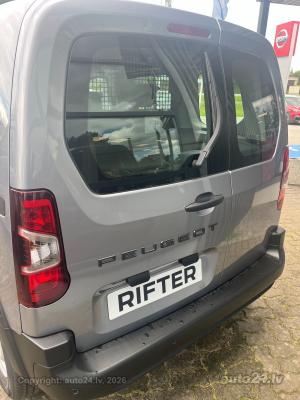Grey Peugeot Rifter 2026 in Rakvere, with an engine capacity of 1.50 L and mileage of 0 thousand km for 25900 €, photo 9 on AUTOMOTO.COM.LV