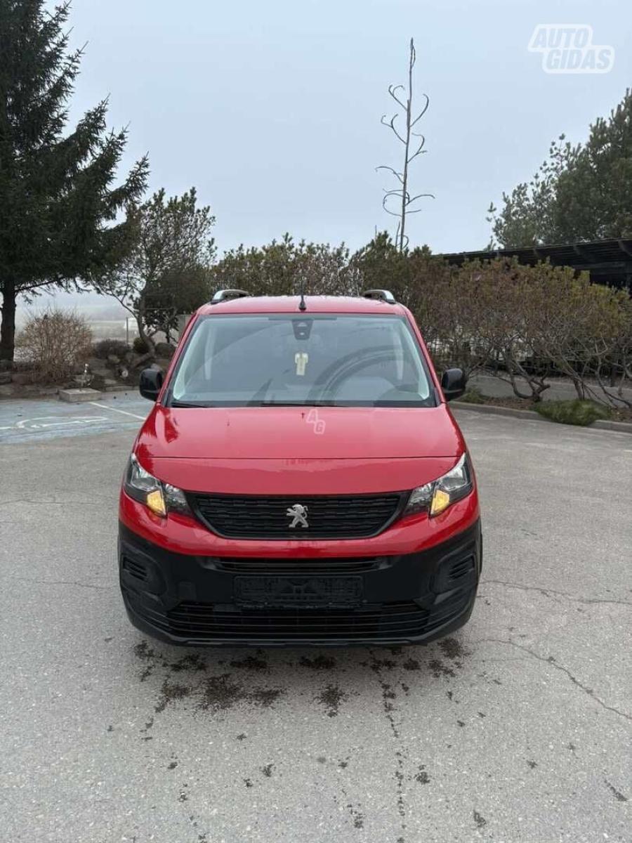 Peugeot Rifter 2019 in Kretinga, with an engine capacity of 1.50 L and mileage of 142 thousand km for 10250 €, photo 1 on AUTOMOTO.COM.LV