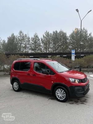 Peugeot Rifter 2019 in Kretinga, with an engine capacity of 1.50 L and mileage of 142 thousand km for 10250 €, photo 4 on AUTOMOTO.COM.LV