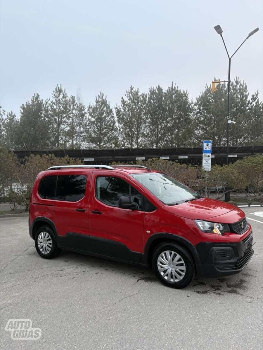 Peugeot Rifter 2019 in Kretinga, with an engine capacity of 1.50 L and mileage of 142 thousand km for 10250 €, photo 4 on AUTOMOTO.COM.LV