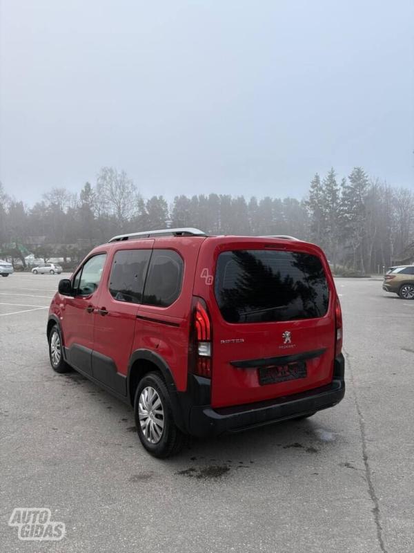 Peugeot Rifter 2019 Kretinga, ar dzinēja tilpumu 1.50 L un nobraukumu 142 tūkst. km par 10250 €, foto 5 vietnē AUTOMOTO.COM.LV