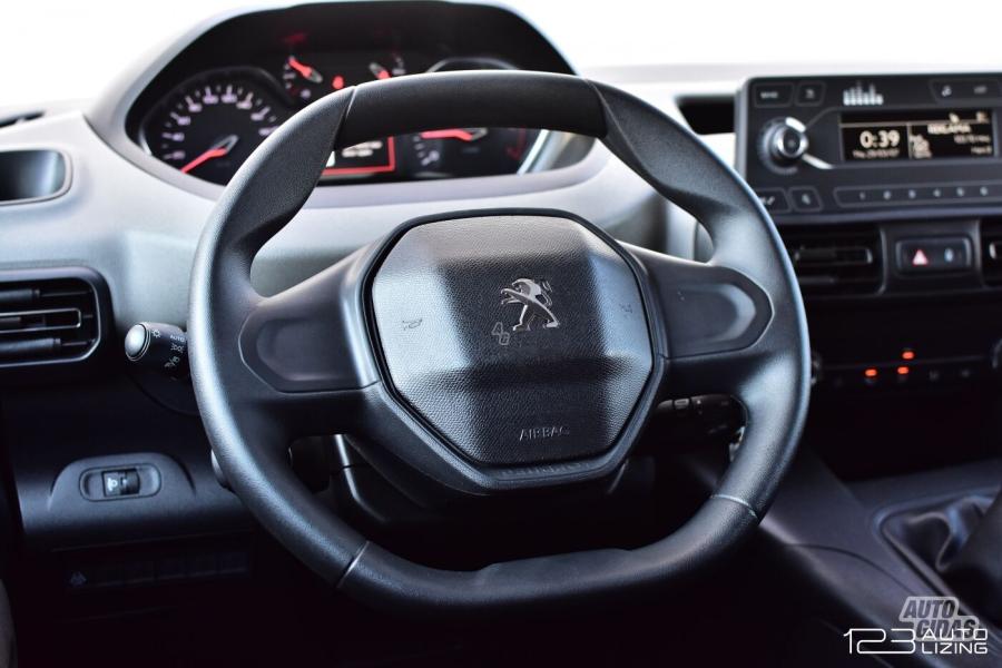 Peugeot Rifter 2019 Kretinga, ar dzinēja tilpumu 1.50 L un nobraukumu 145 tūkst. km par 10500 €, foto 26 vietnē AUTOMOTO.COM.LV