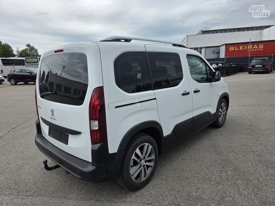 Peugeot Rifter 2019 Marijampole, ar dzinēja tilpumu 1.50 L un nobraukumu 219 tūkst. km par 6990 €, foto 12 vietnē AUTOMOTO.COM.LV