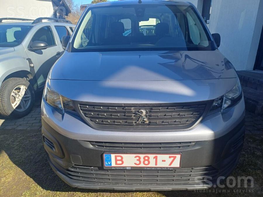 Peugeot Rifter 2021 in Riga, with an engine capacity of 1.50 L and mileage of 104 thousand km for 9200 €, photo 2 on AUTOMOTO.COM.LV