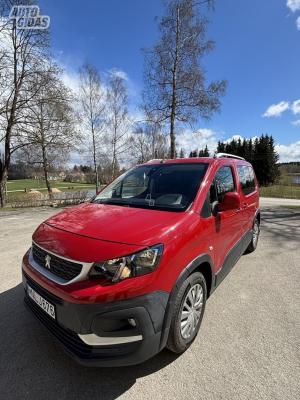 Red Peugeot Rifter 2019 in Skuodas, with an engine capacity of 1.50 L and mileage of 127 thousand km for 8700 €, photo  on AUTOMOTO.COM.LV