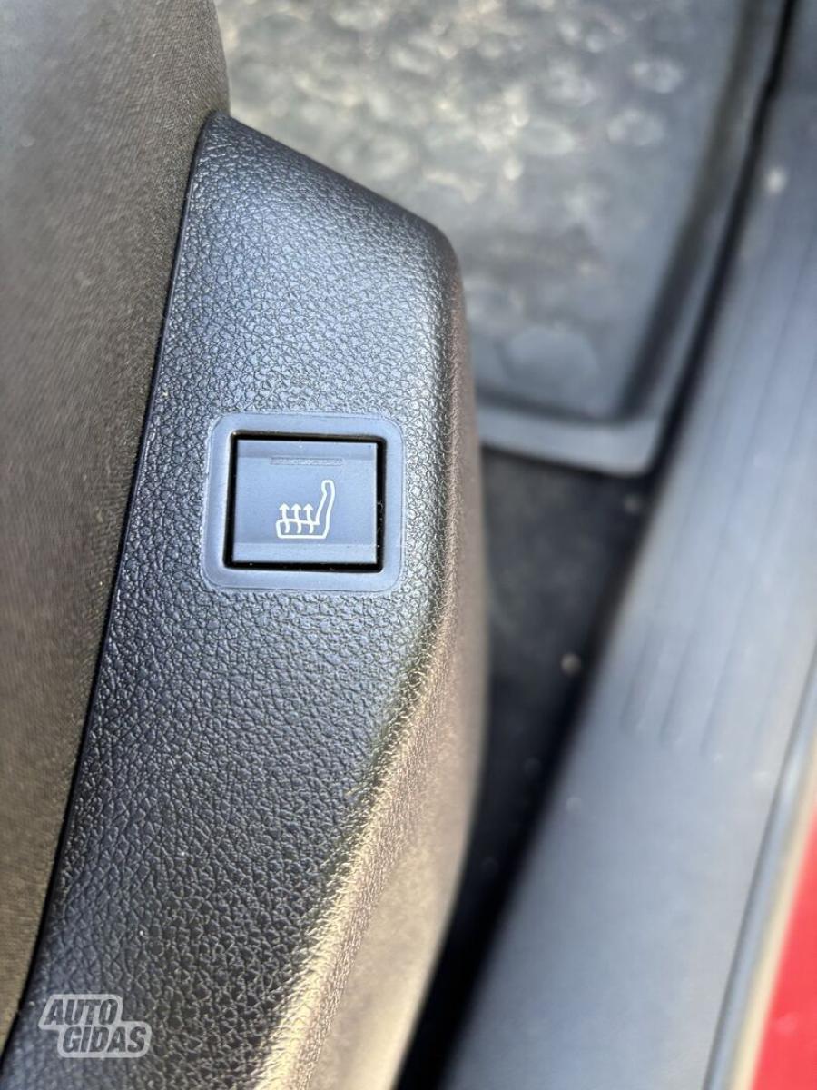 Red Peugeot Rifter 2019 in Skuodas, with an engine capacity of 1.50 L and mileage of 127 thousand km for 8700 €, photo 18 on AUTOMOTO.COM.LV
