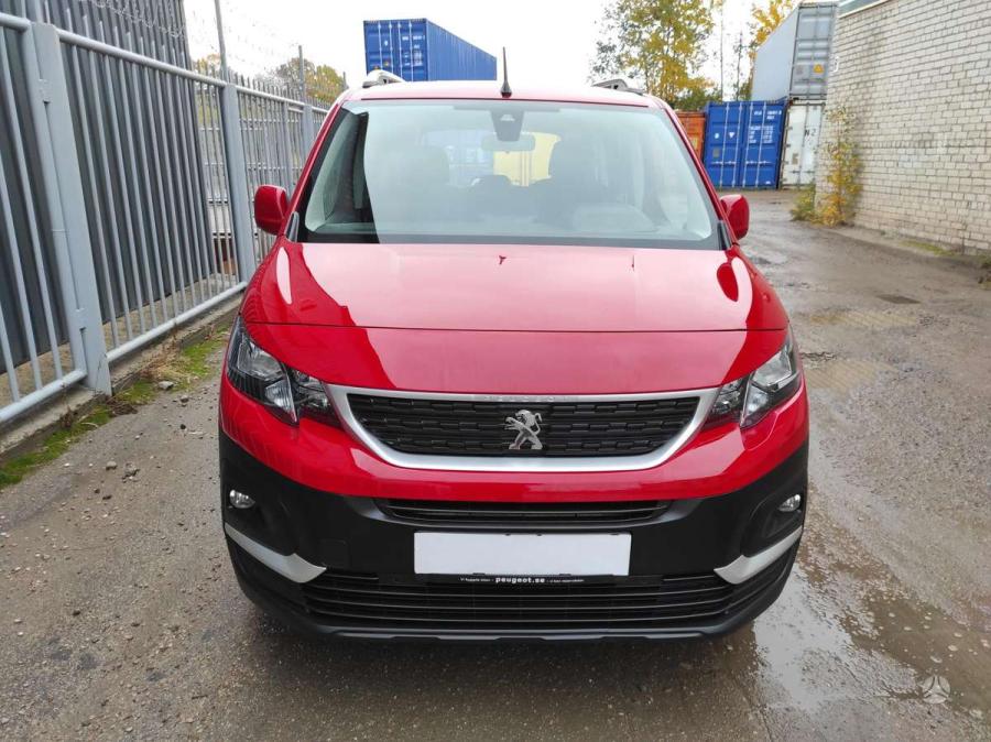 Sarkans Peugeot Rifter 2019 Kauņa, ar dzinēja tilpumu 1.50 L un nobraukumu 232 tūkst. km par 8650 €, foto 1 vietnē AUTOMOTO.COM.LV