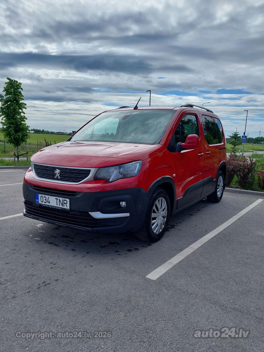 Red Peugeot Rifter 2019 in Tartu, with an engine capacity of 1.50 L and mileage of 231 thousand km for 8500 €, photo 1 on AUTOMOTO.COM.LV