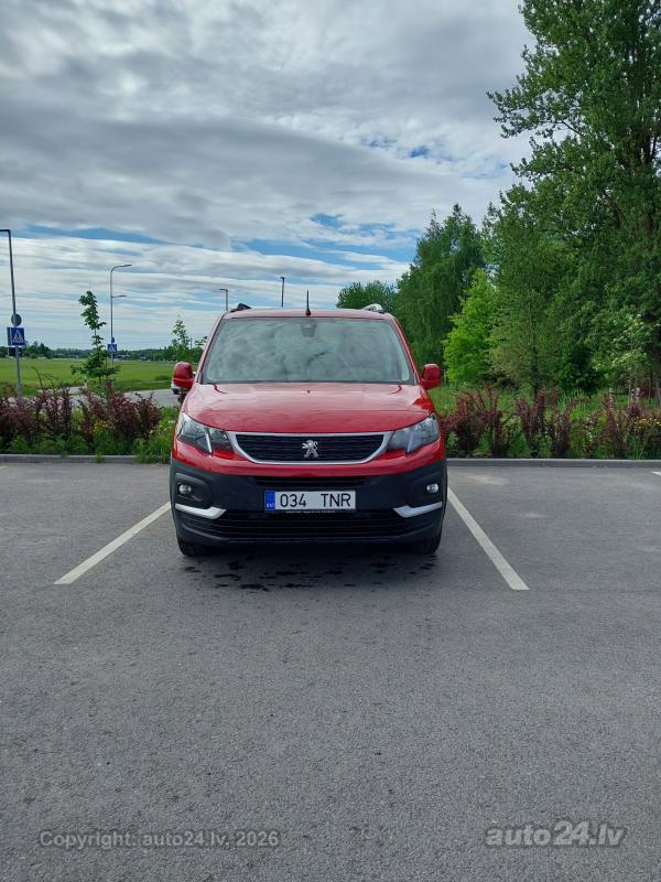 Sarkans Peugeot Rifter 2019 Tartu, ar dzinēja tilpumu 1.50 L un nobraukumu 231 tūkst. km par 8500 €, foto 3 vietnē AUTOMOTO.COM.LV