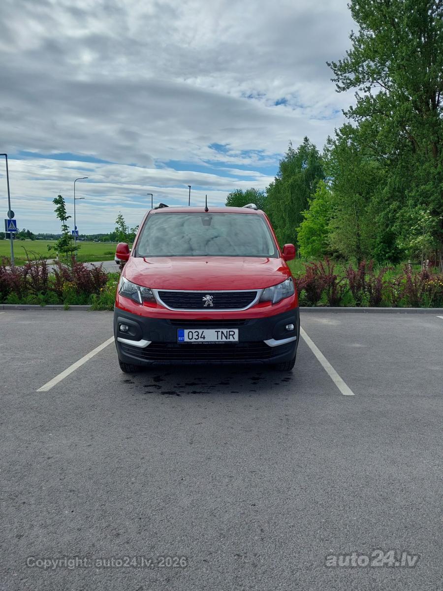 Red Peugeot Rifter 2019 in Tartu, with an engine capacity of 1.50 L and mileage of 231 thousand km for 8500 €, photo 4 on AUTOMOTO.COM.LV