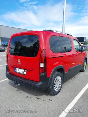 Red Peugeot Rifter 2019 in Tartu, with an engine capacity of 1.50 L and mileage of 231 thousand km for 8500 €, photo 11 on AUTOMOTO.COM.LV
