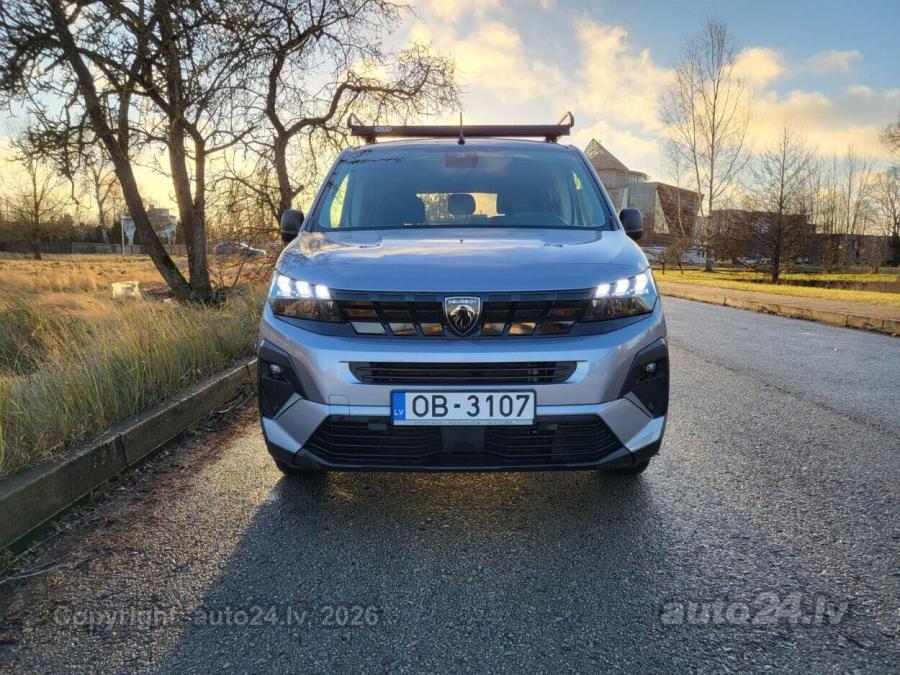 Peugeot Rifter 2024 Rīga, ar dzinēja tilpumu 1.50 L un nobraukumu 32 tūkst. km par 21800 €, foto 3 vietnē AUTOMOTO.COM.LV